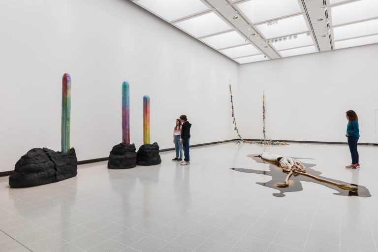 Kristina Riska's Life-Sized Ceramics in New York – TLmagazine